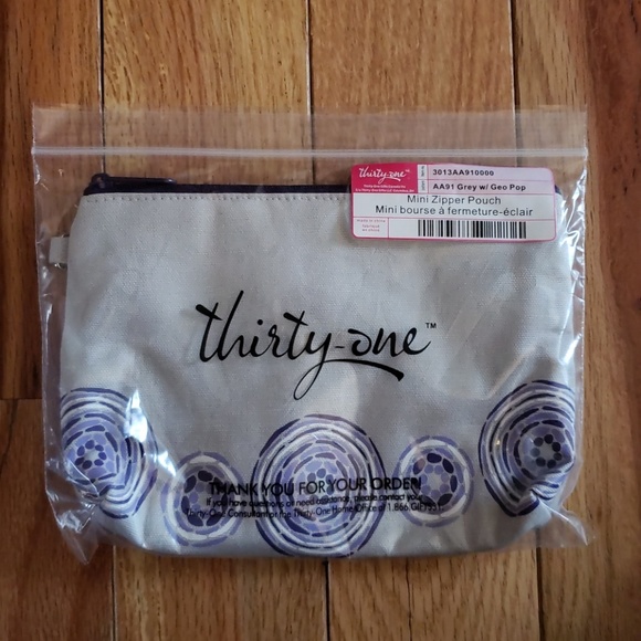 thirty-one | Bags | Nip Thirtyone Mini Zipper Pouch Grey W Geo Pop ...